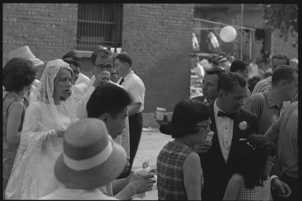 Chicago History Museum Images - Unidentified art fair