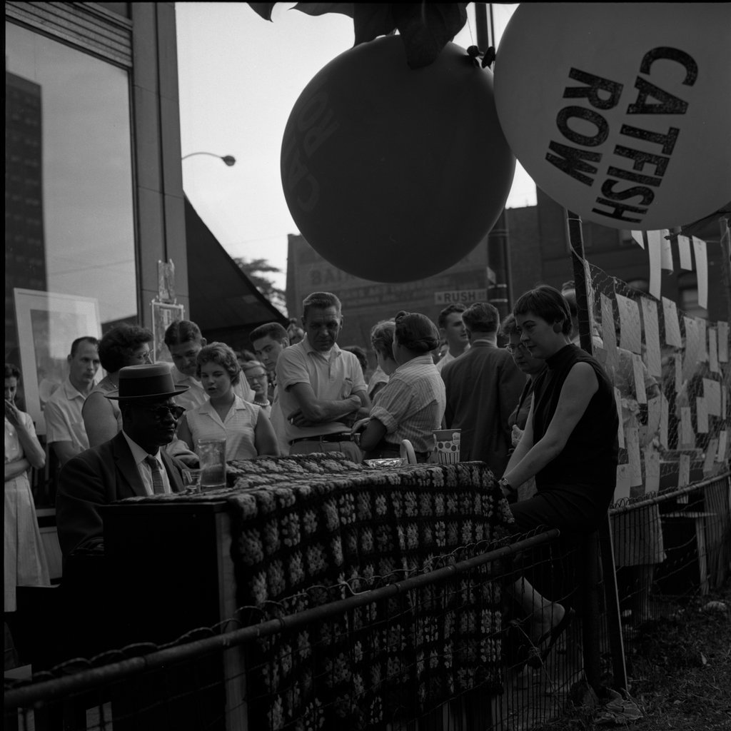 Chicago History Museum Images - Unidentified art fair