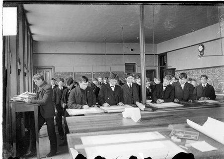 Chicago History Museum Images - Students of the Union Trades School ...