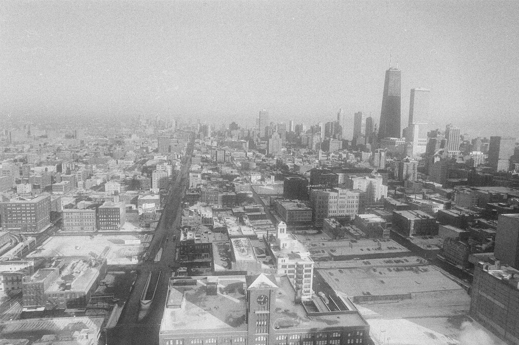 Chicago History Museum Images - The Medusa Challenger boat travels down ...